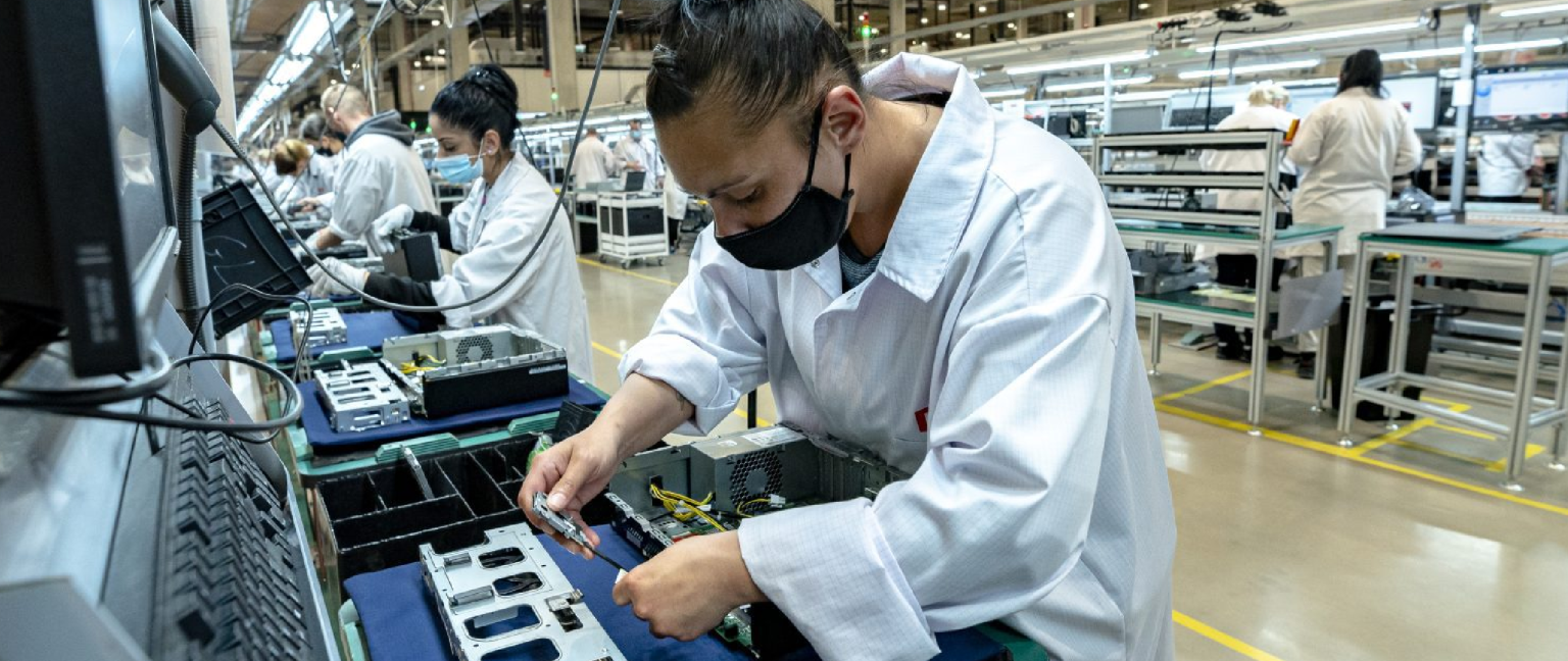 Lenovo Officially Opens First European In-House Manufacturing Facility ...